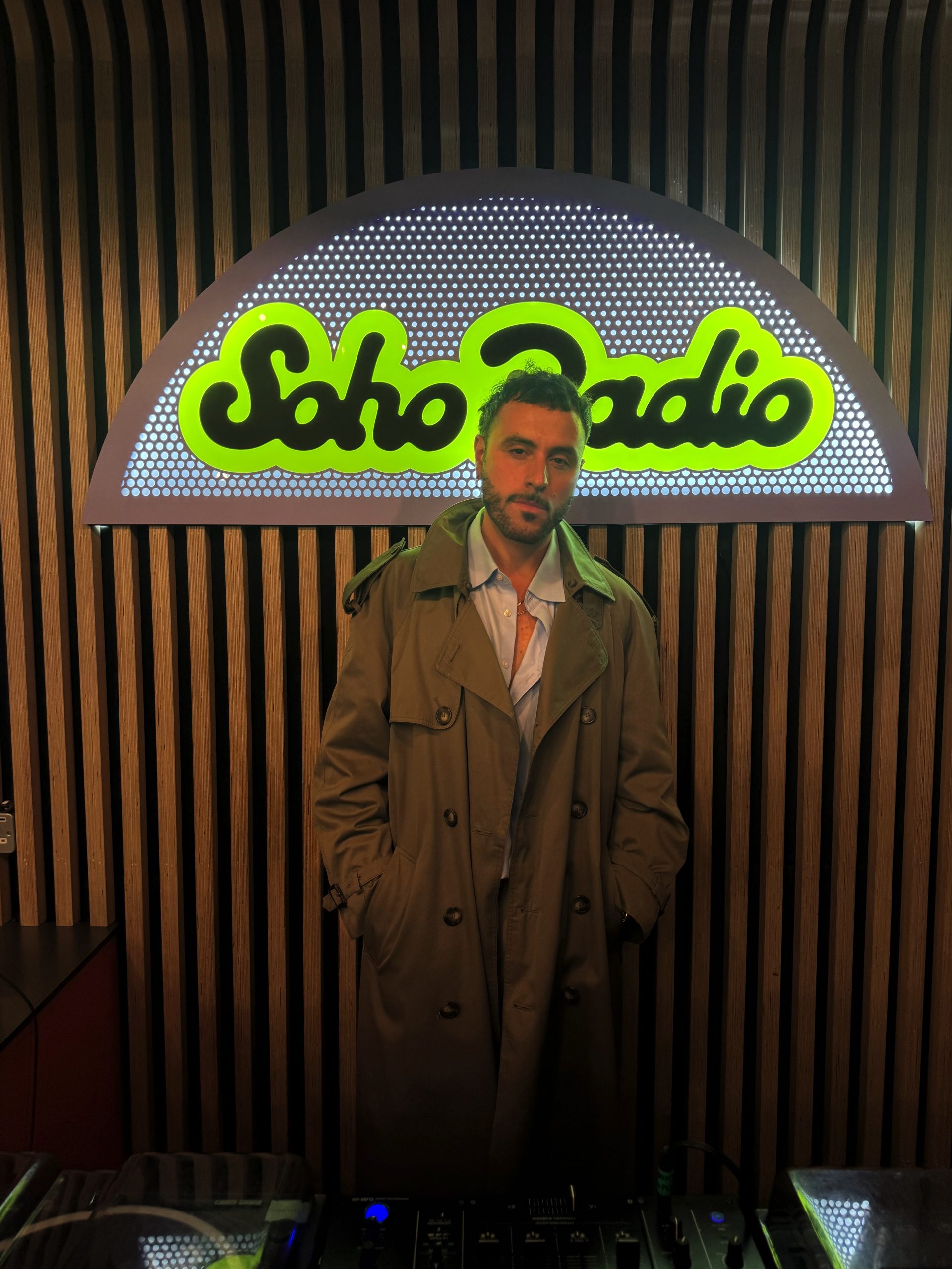 Isola Paradiso with Nicola Guida (17/09/2025) - Soho Radio
