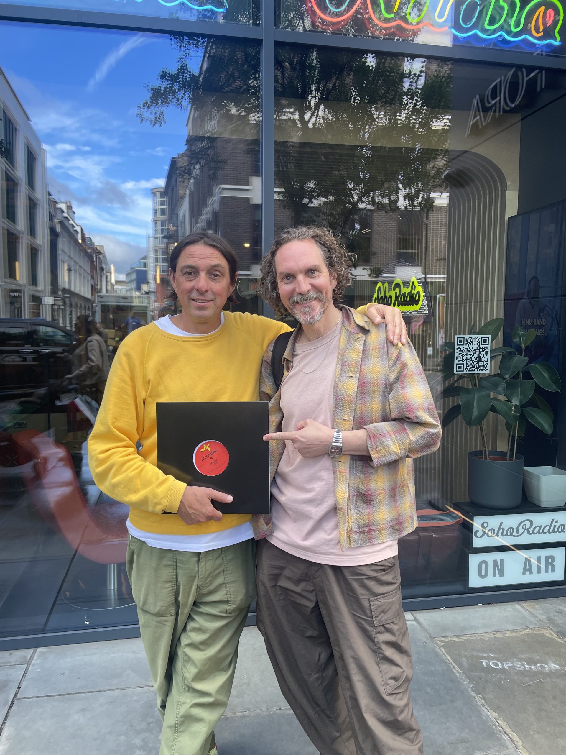 Ross Allen's Meltdown feat. Artwork (10/09/2025) - Soho Radio